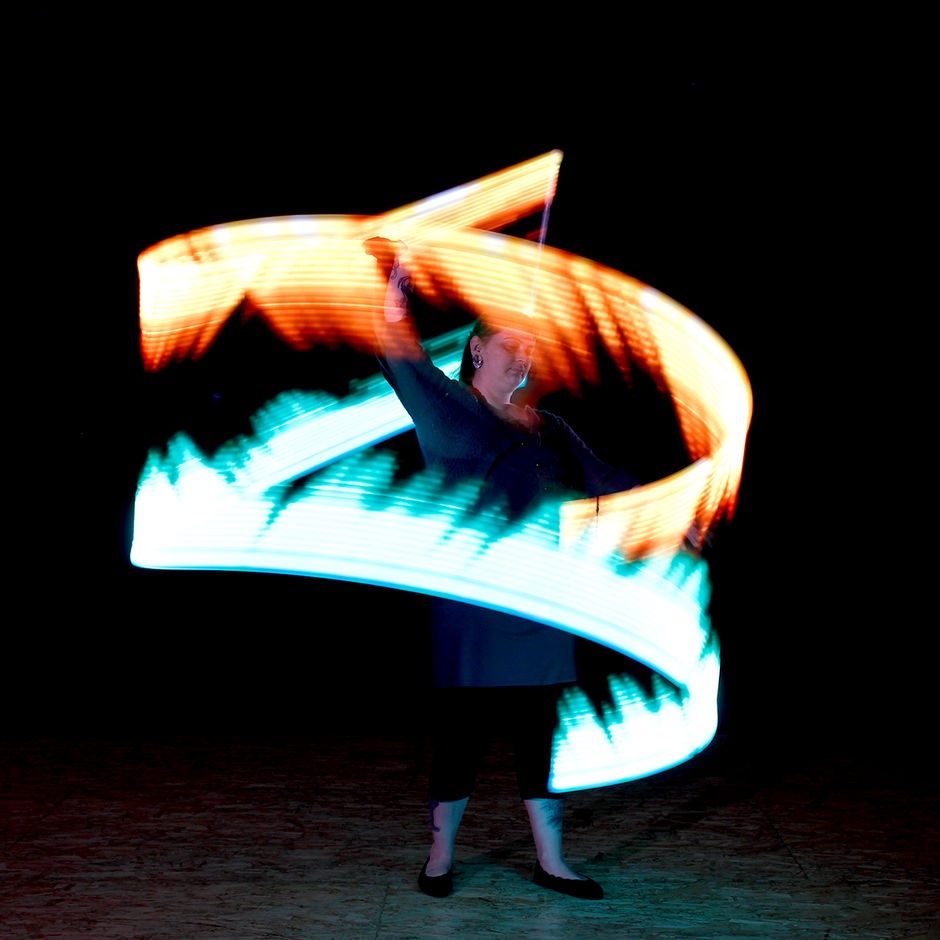 flow-wand® - the original leviwand - flowtoys